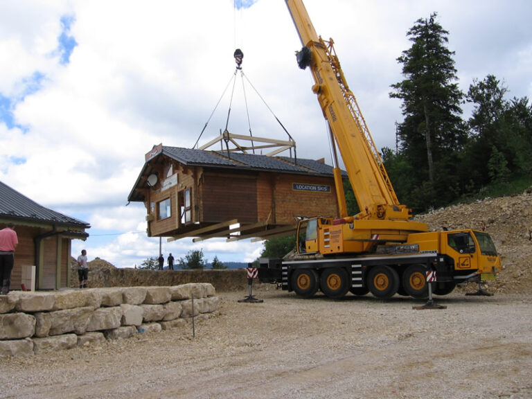 Grues 100 tonnes | Marmeth Manutention - Prestations de manutention et ...